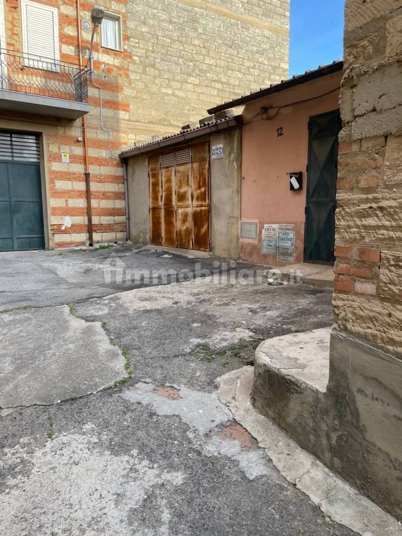 Garage - Box in Vendita