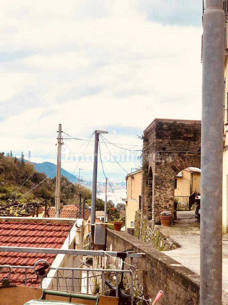 Trilocale via Temistocle Marzano 33, Centro Storico - Teatro Verdi, Salerno