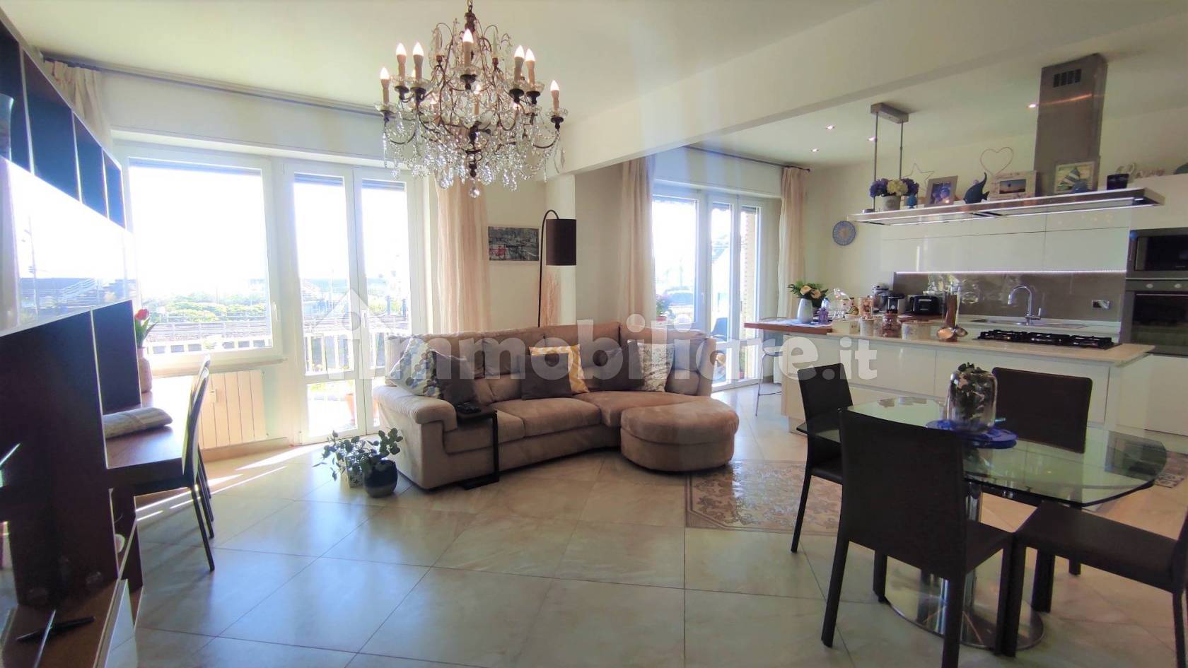 Appartamento corso Vincenzo De Michiel 139, Centro, Chiavari