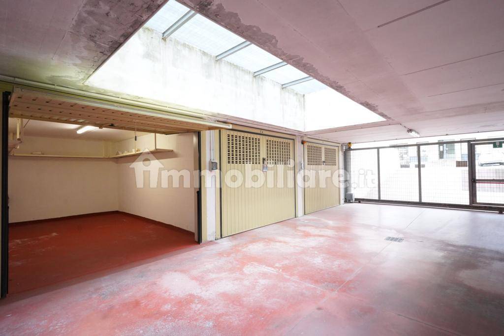 Garage - Box in Vendita