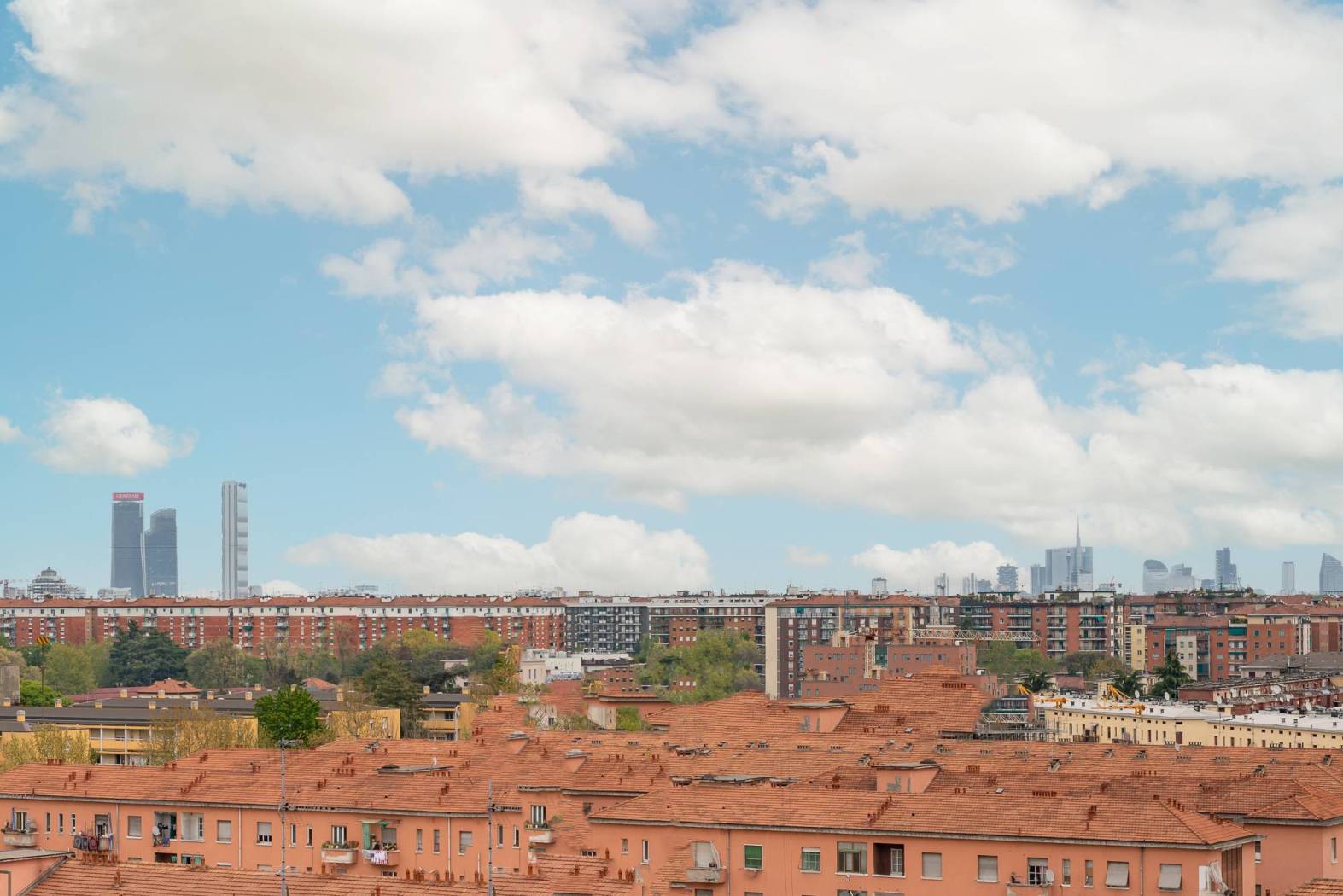 Bilocale via Remo la Valle 3, Giambellino, Milano