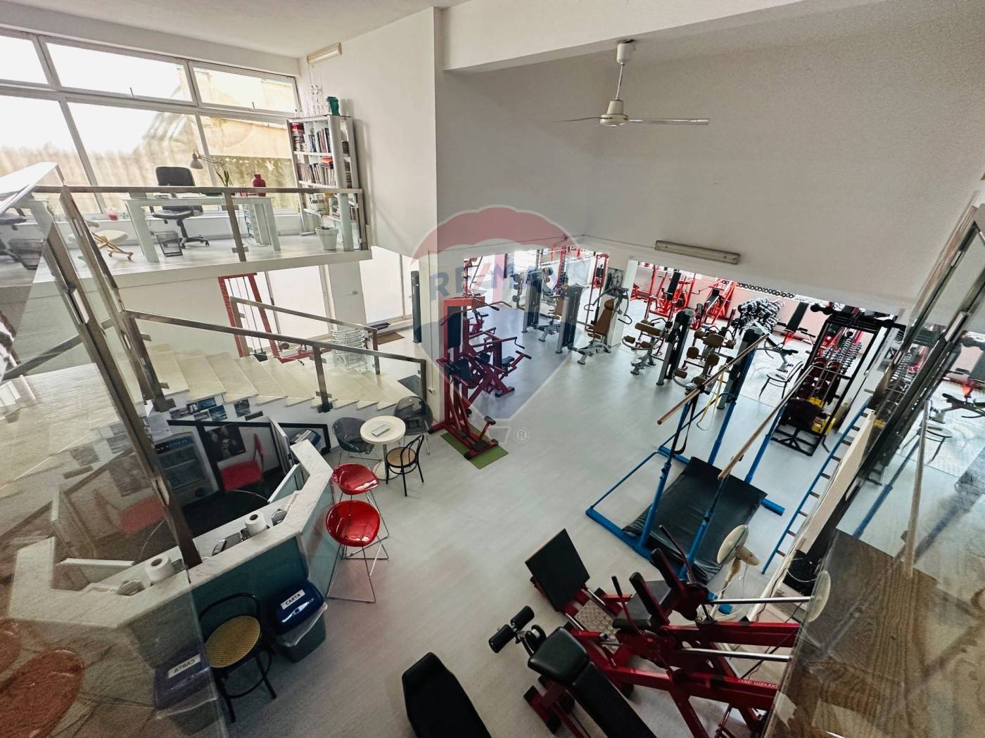 Locale commerciale in Vendita