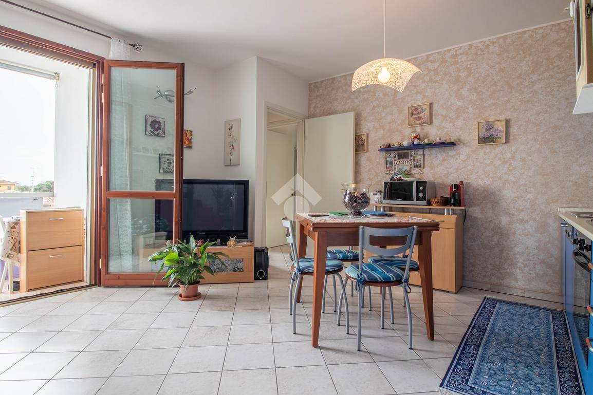 Bilocale via Vulcano 31, Vicoli - Redentore, Ravenna