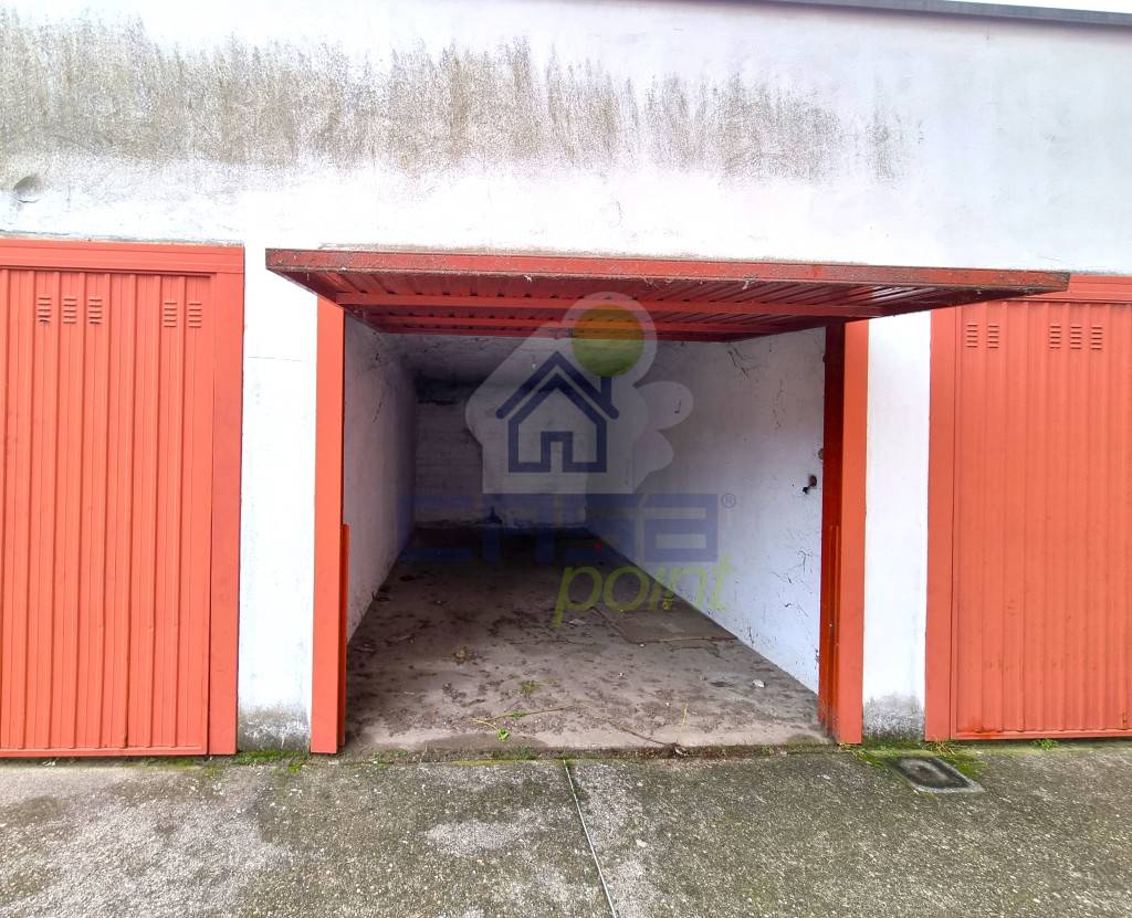 Garage - Box in Vendita