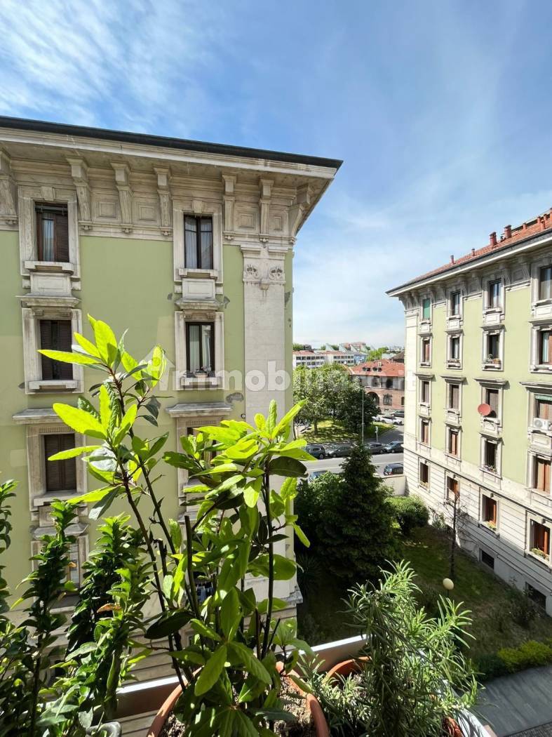 Trilocale via Laurana 6, Istria, Milano