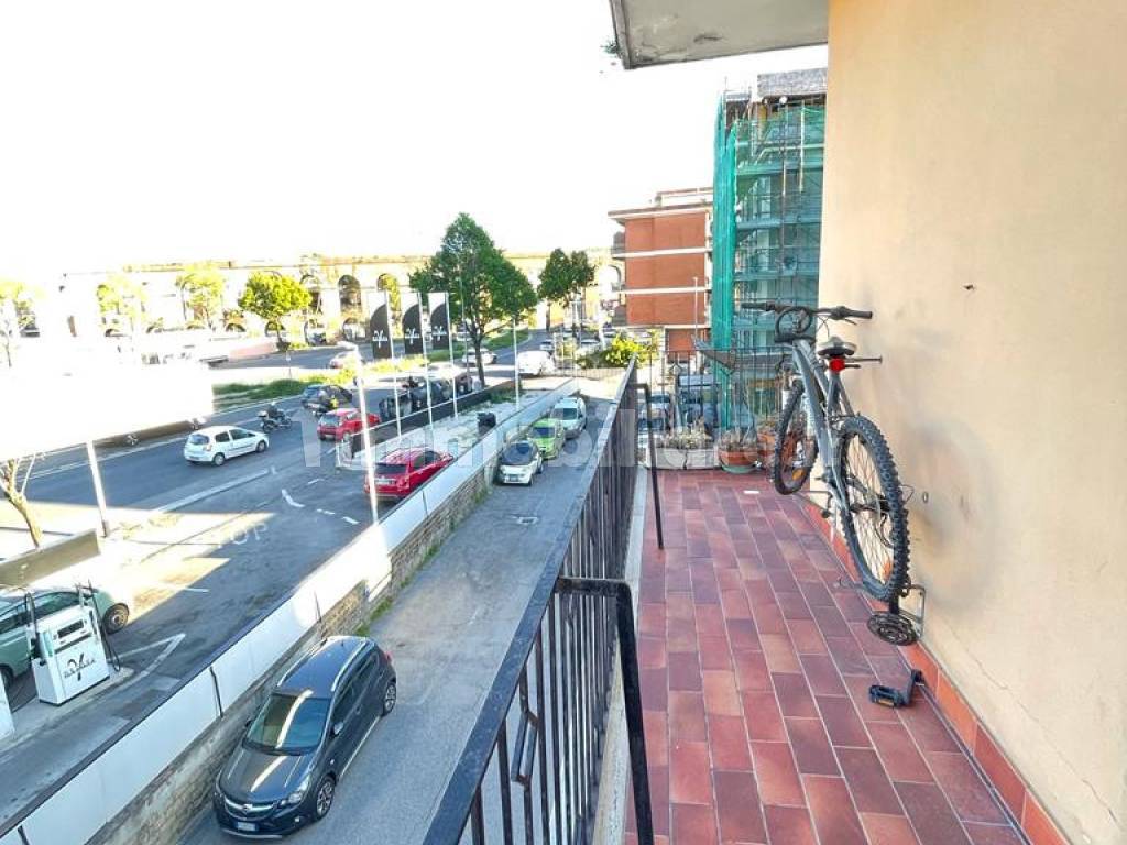 Vendita Appartamento Roma. Bilocale in via dei Giunchi. Da ...