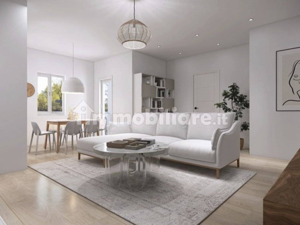 Quadrilocale viale dei Promontori, Ostia Levante, Roma