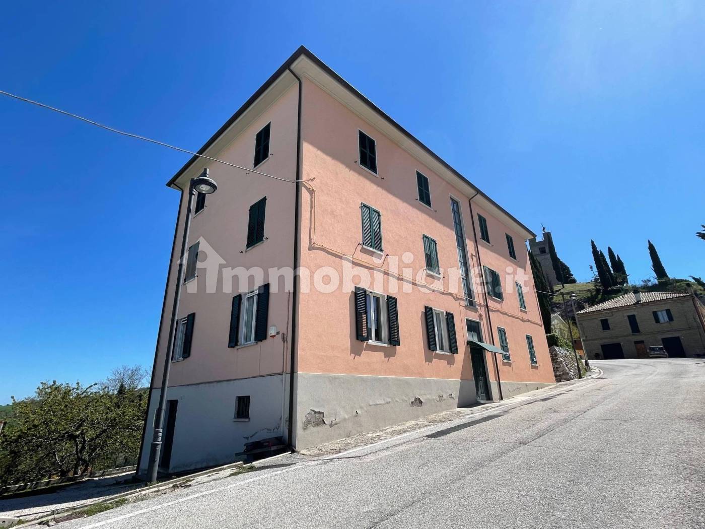 Trilocale via Donato Bramante 2, Peglio