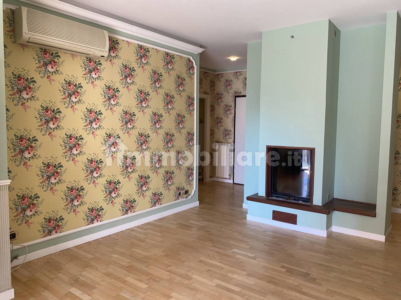 Appartamento ottimo stato, primo piano, Centro, Cassino