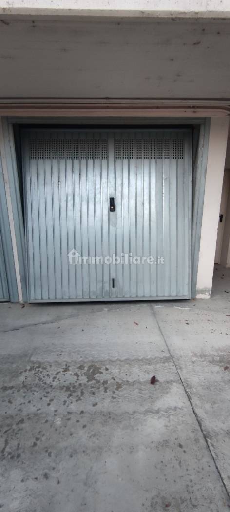 Garage - Box in Vendita