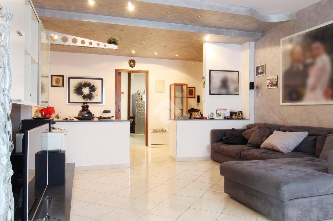 Appartamento via Emilio Boni, Zarini - Valentini, Prato