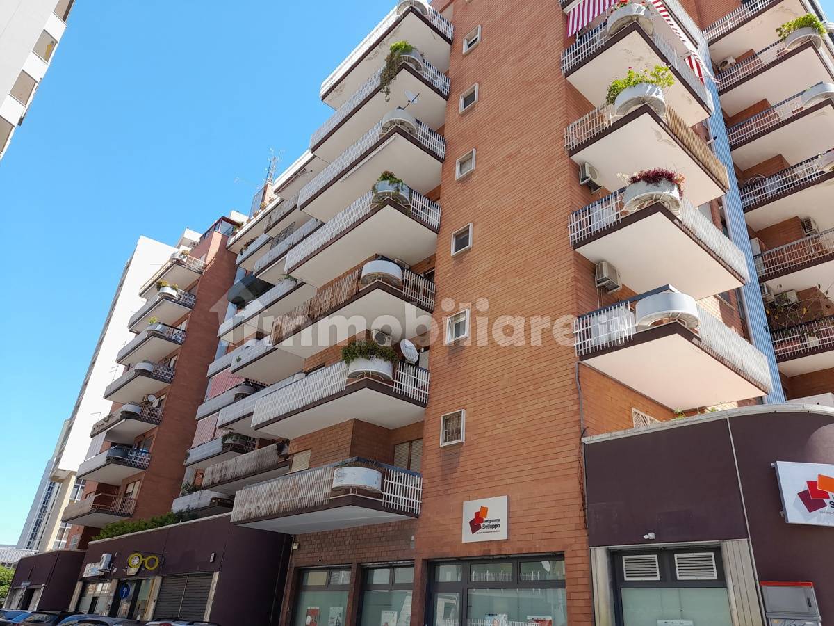 Quadrilocale via Salinella, 49, Tre Carrare, Taranto