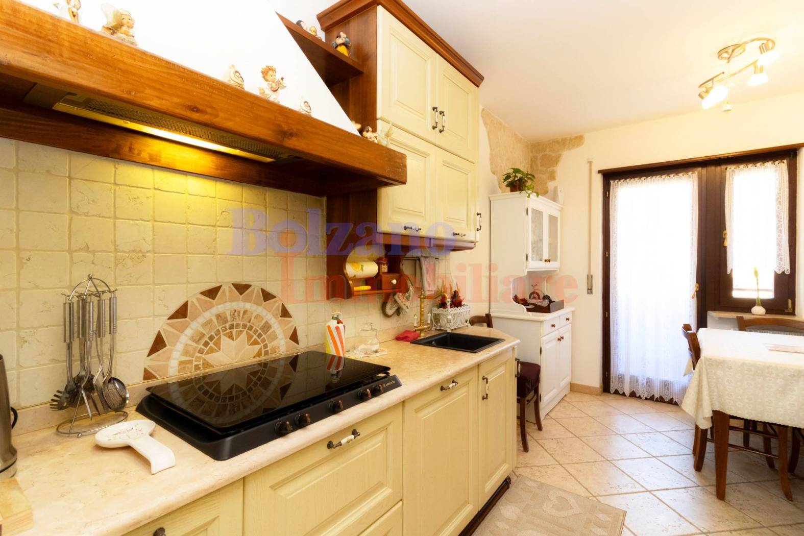 Quadrilocale via Resia, Don Bosco - Firmiano, Bolzano