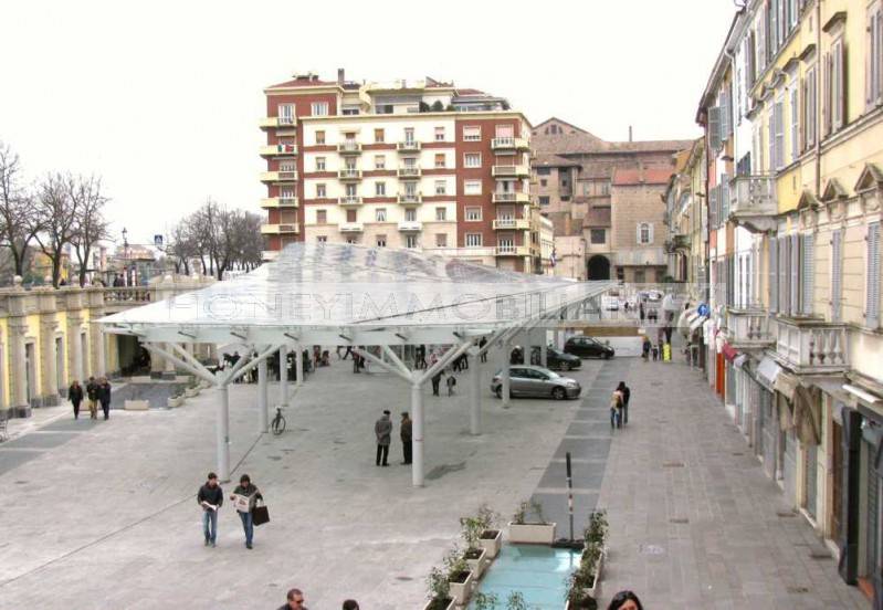 Garage - Box in Vendita