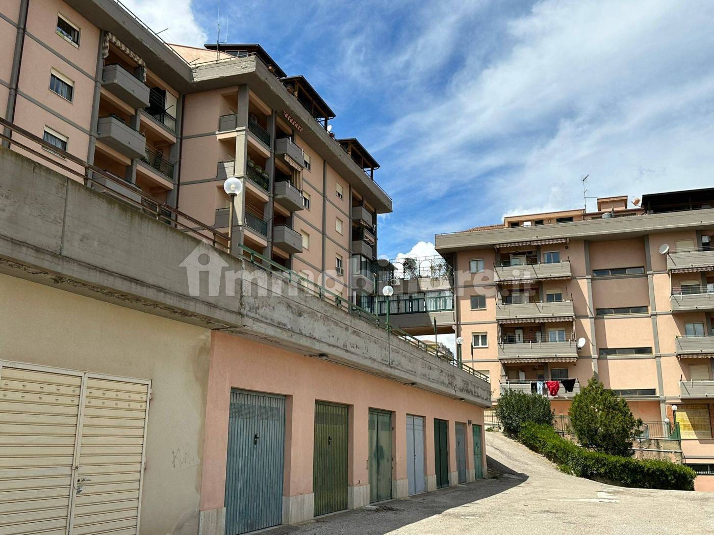 Garage - Box in Vendita