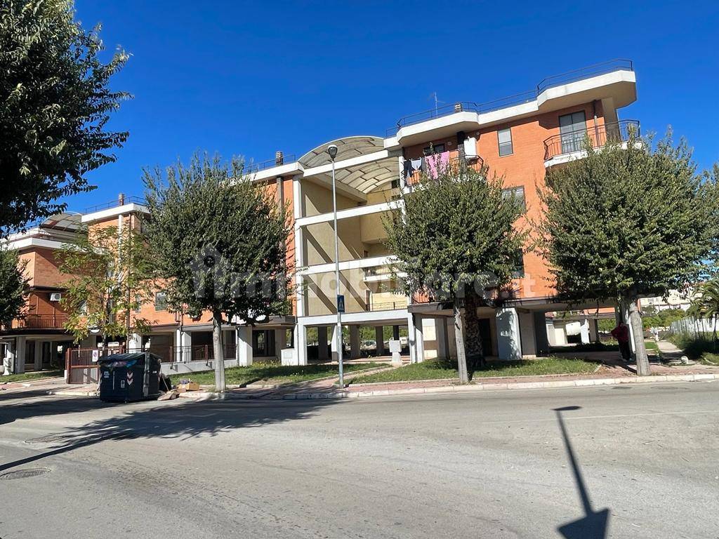 Quadrilocale via Antonio Bonante, Città del Cinema - Aeroporto, Foggia