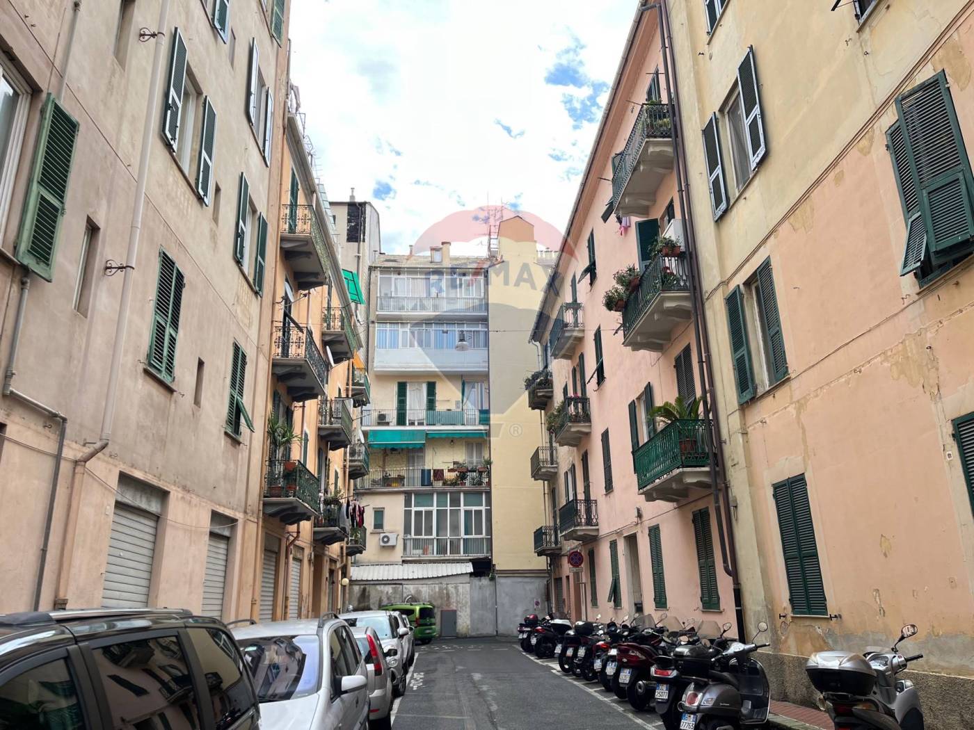 Bilocale via Silvio Pellico 4, Centro Storico, Savona