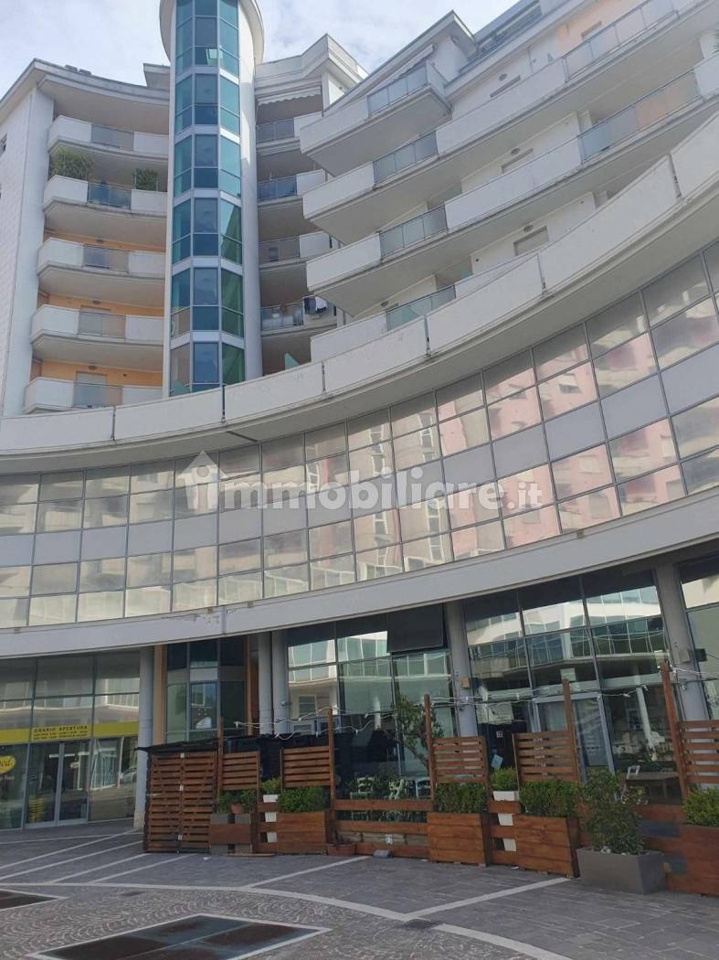 Trilocale via Giovanni Falcone e Paolo Borsellino 18, Università - Nuovo Tribunale, Pescara