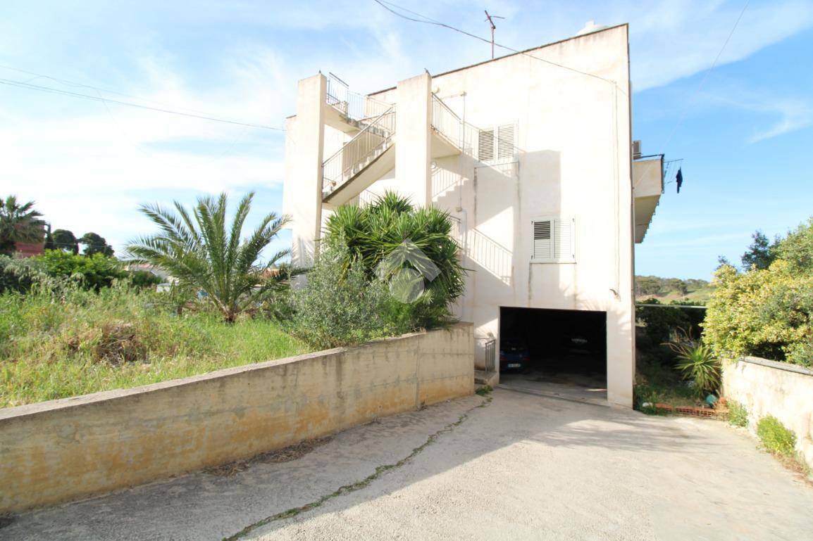 Trilocale via Sapone 44, Centro, Paceco