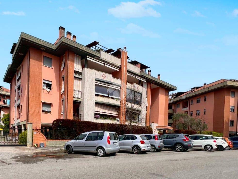 Trilocale viale   Paganini 77, Q4, Latina