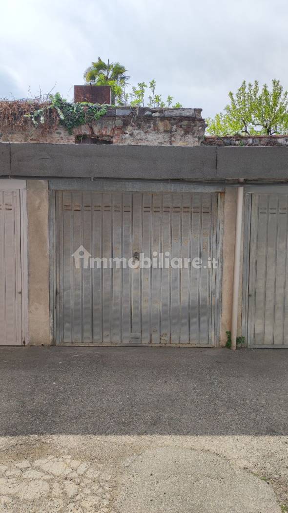 Garage - Box in Vendita