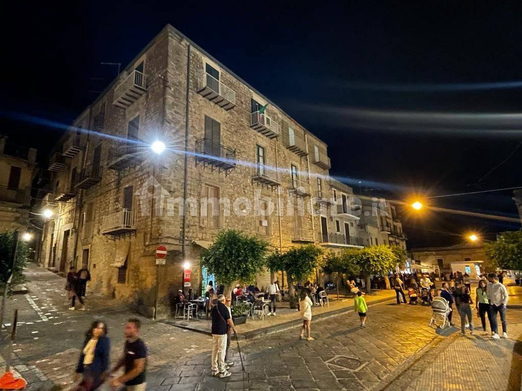 Appartamento via Giarrizzo 2, Centro, Mazzarino