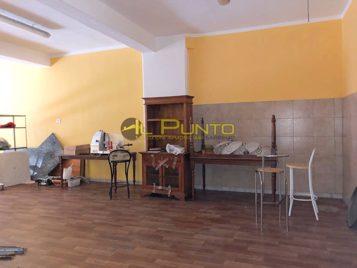 Laboratorio in Vendita