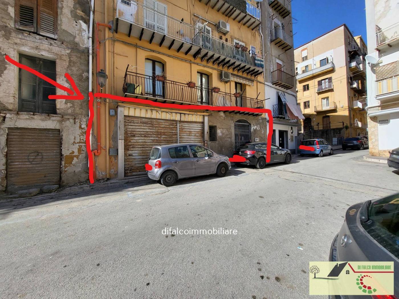 Locale commerciale in Vendita