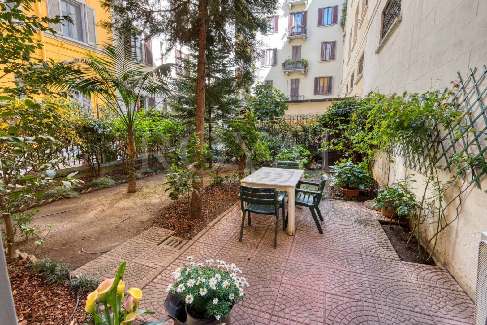 Trilocale via Carlo Goldoni 37, Indipendenza, Milano