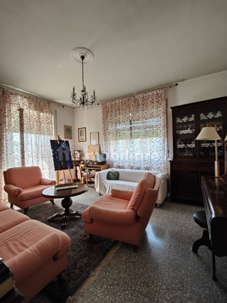 Appartamento via Chiusura, Centro, Villafranca in Lunigiana