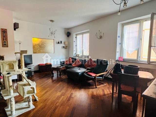 Appartamento Passo della Zebra 18, Marassi, Genova