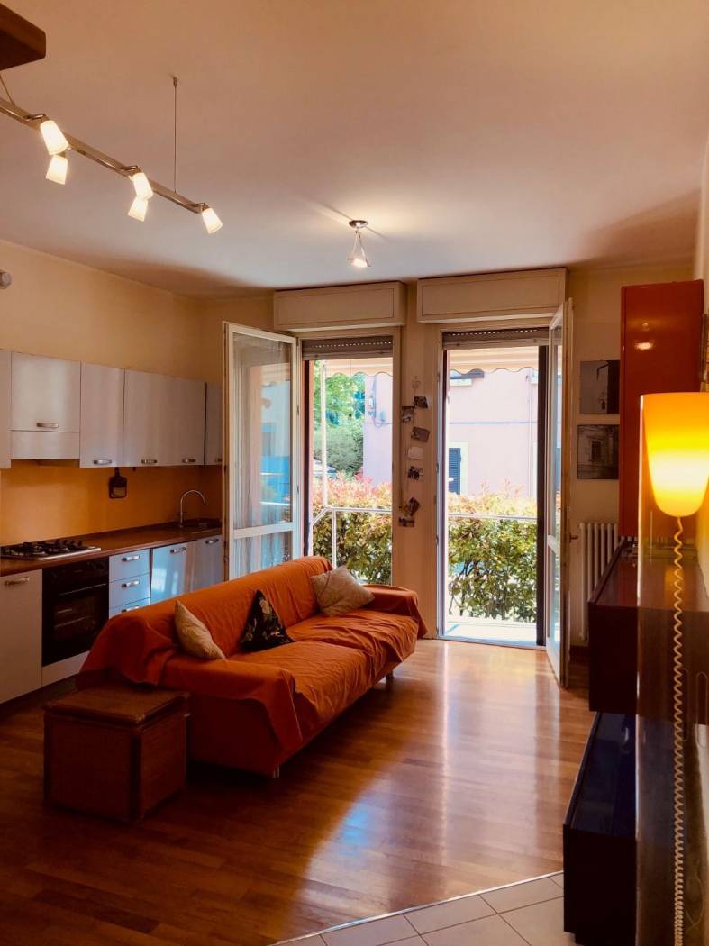 Bilocale via Emilio Casa 5, Centro Storico, Parma