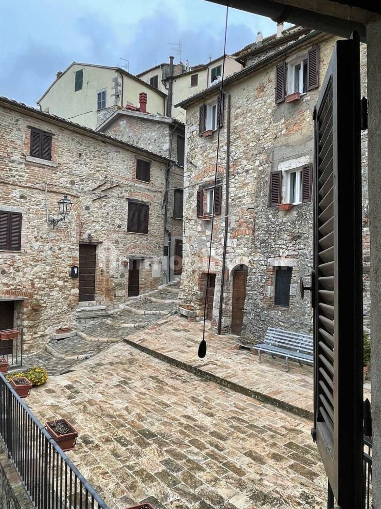 Trilocale via Tullo Ostilio, Centro, San Casciano dei Bagni