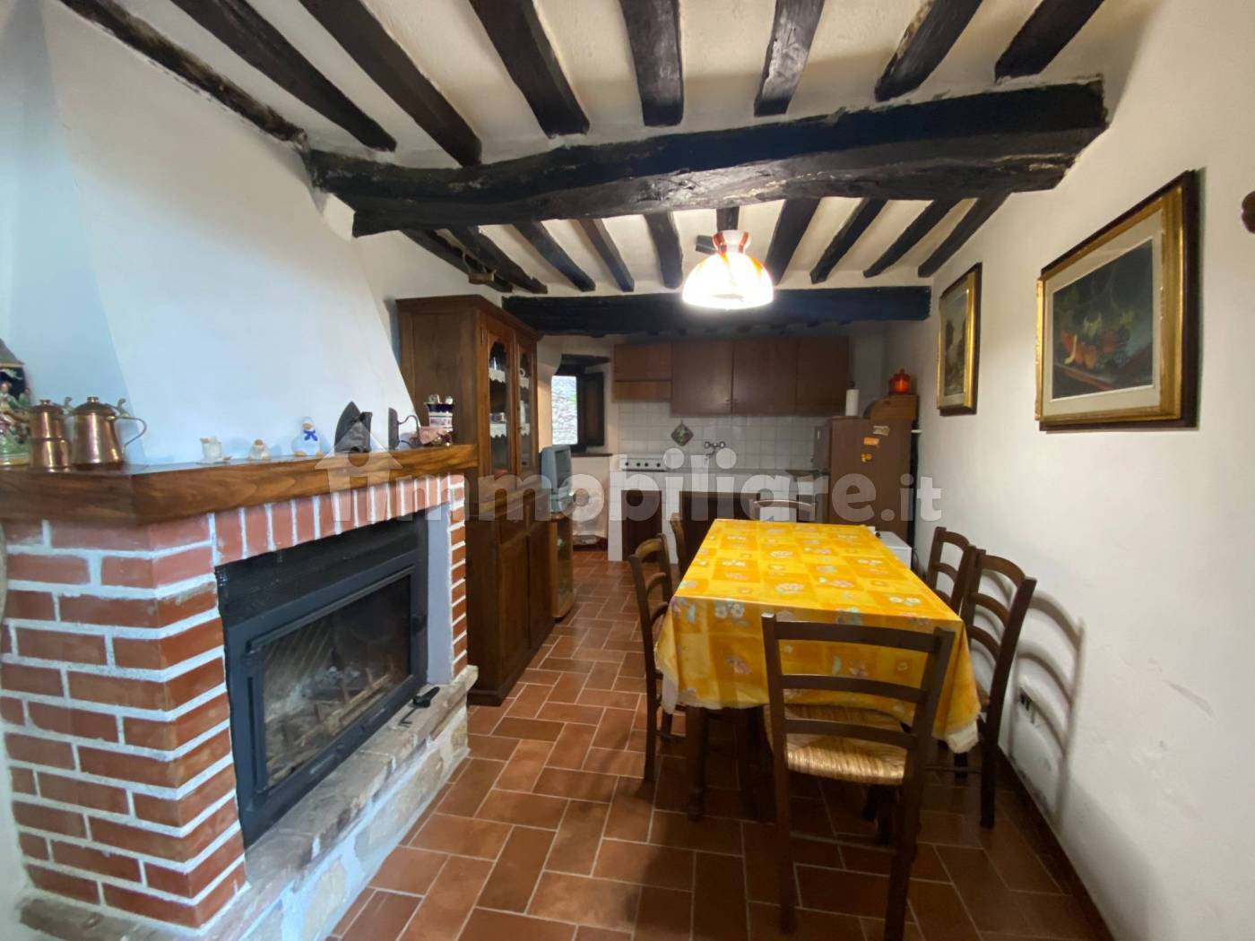 Trilocale da ristrutturare, piano terra, Centro, Sarteano