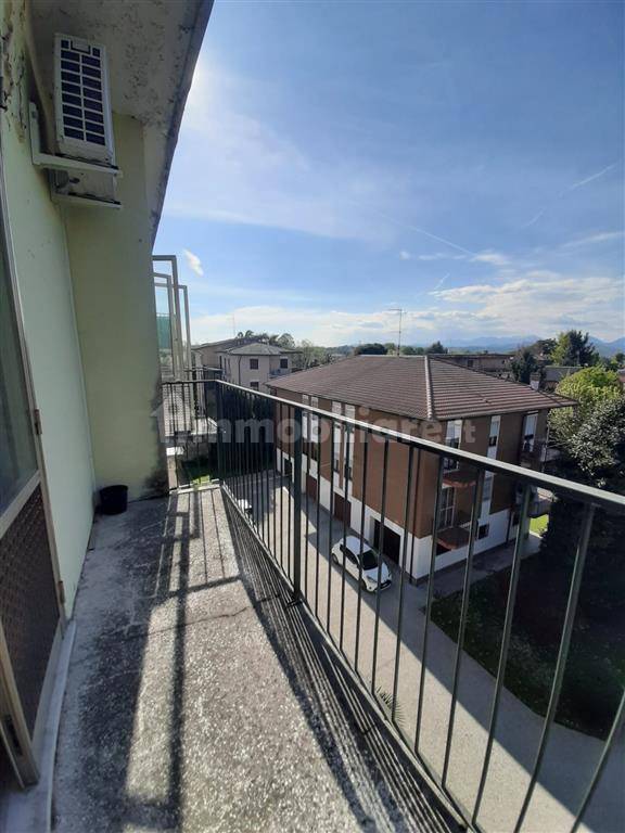 Trilocale viale Arturo Ferrarin 41, Piscine - San Paolo, Vicenza