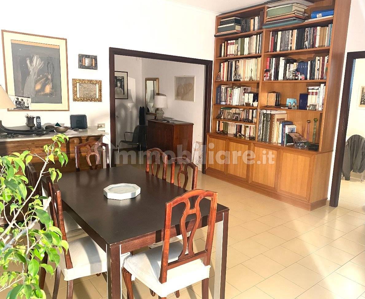 Quadrilocale buono stato, primo piano, Fuorigrotta, Napoli