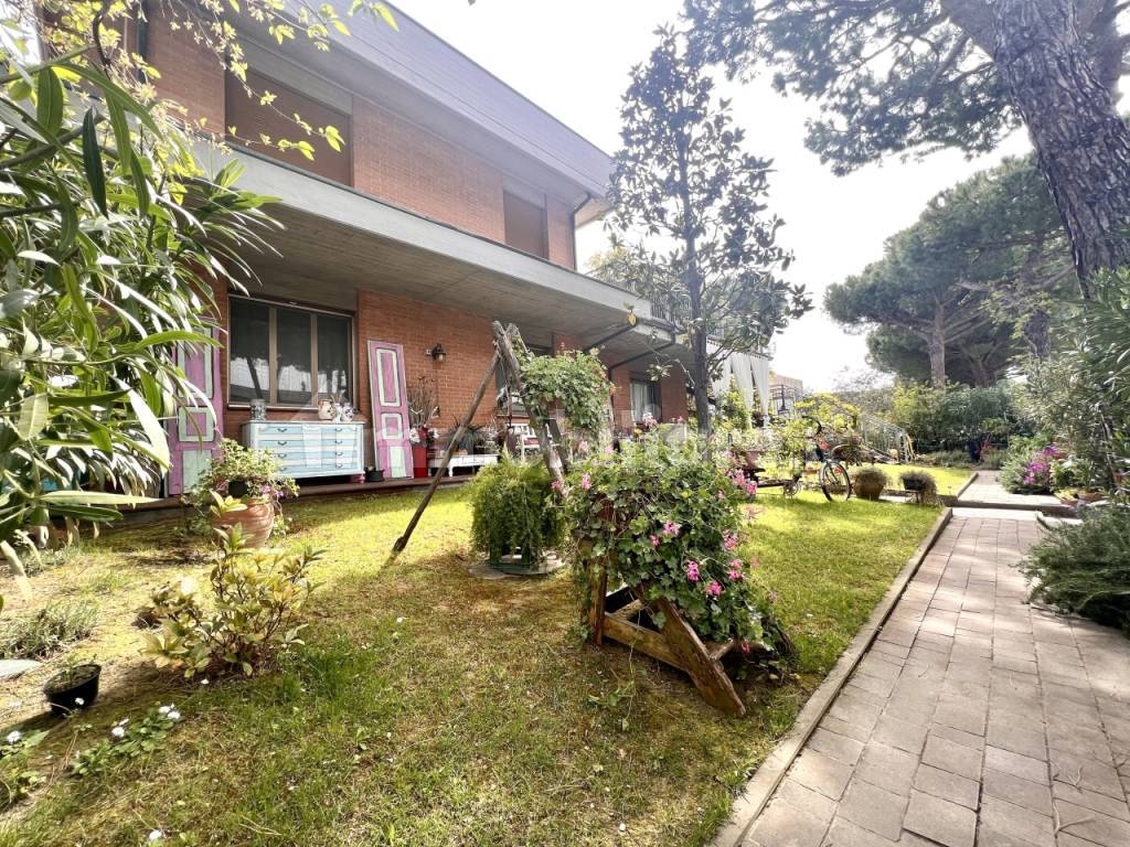 Vendita Villa unifamiliare in via Viverone 15 Cervia. Buono stato ...