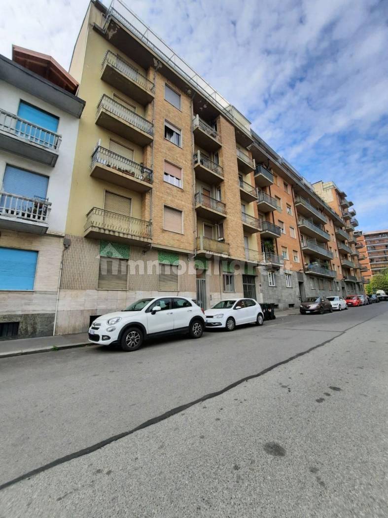 Trilocale via Guido Reni 213/12, Mirafiori Nord, Torino