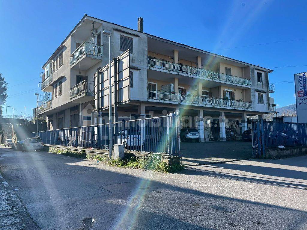 Quadrilocale via Caracelli, Centro, Ottaviano