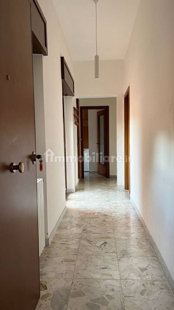 Trilocale Vico Fratelli Siani, Centro, Potenza