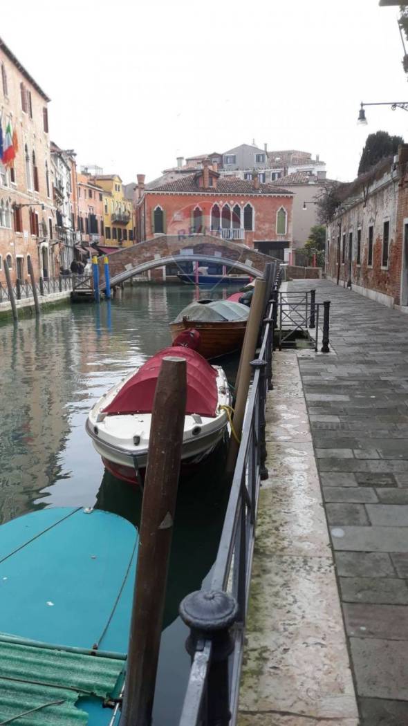 Appartamento buono stato, primo piano, Dorso Duro - San Barnaba, Venezia
