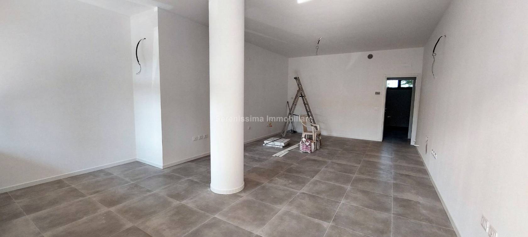Bilocale ottimo stato, piano terra, Borgo Santa Maria, Pesaro