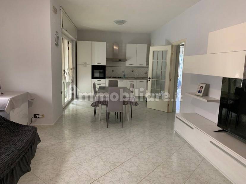 Trilocale via Amalfi 21, Centro, Casalnuovo di Napoli