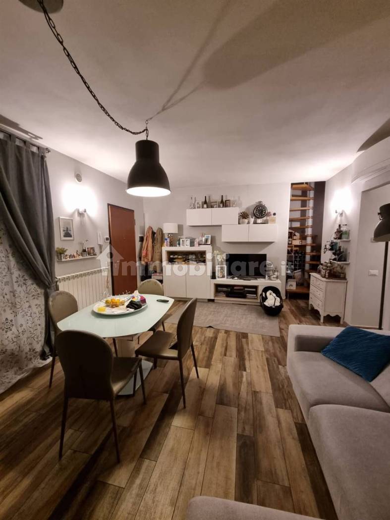 Trilocale via Giuseppe Verdi 56, Case Nuove, Gambassi Terme