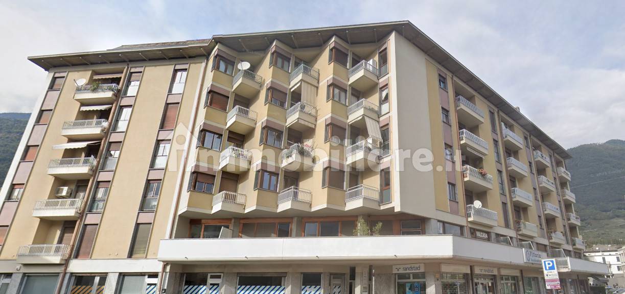 Appartamento via Colonnello Alessi, Centro, Sondrio
