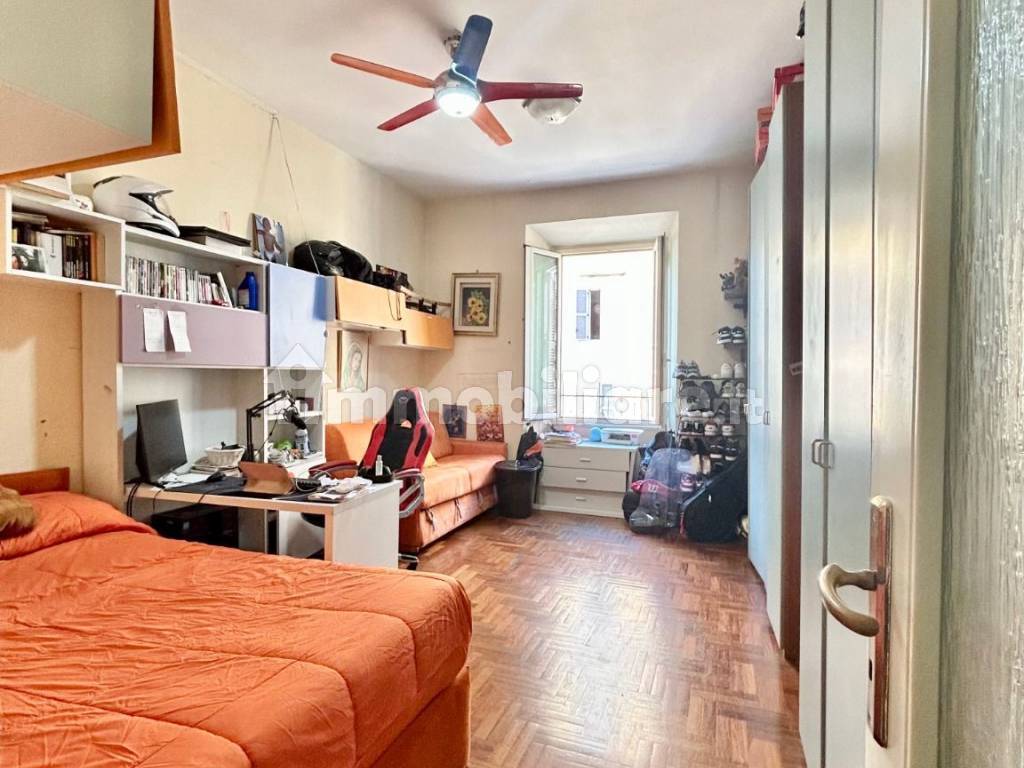 Vendita Appartamento in via Palestro. Roma. Buono stato, terzo piano ...