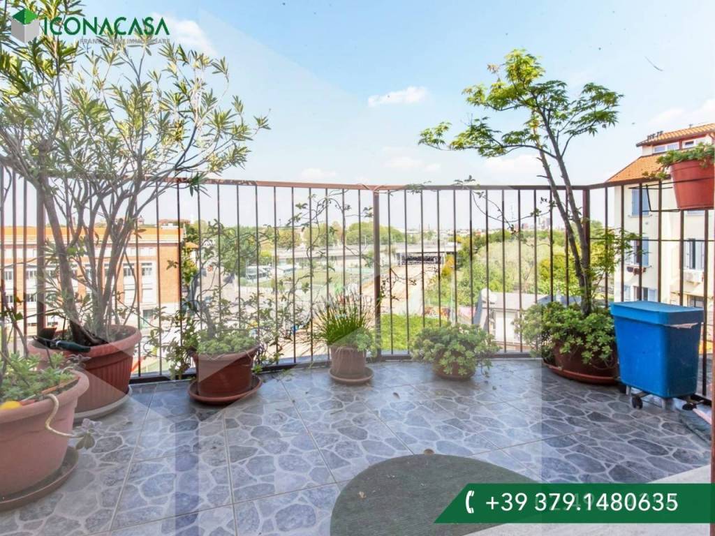 Vendita Appartamento Milano. Trilocale in via Generale.... Buono stato ...