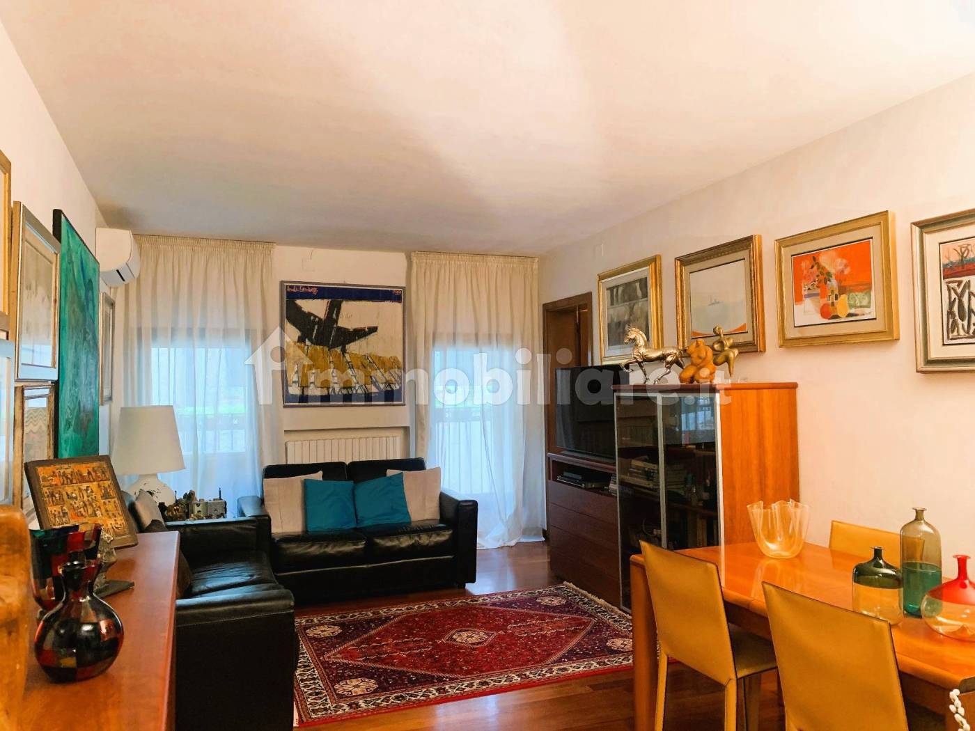 Appartamento buono stato, terzo piano, San Polo, Venezia