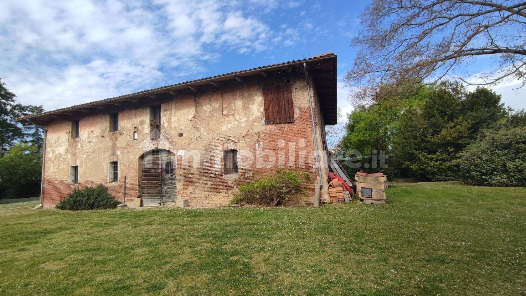 Villa plurifamiliare, nuova, 514 m², Zona Industriale, Casola Canina, Imola