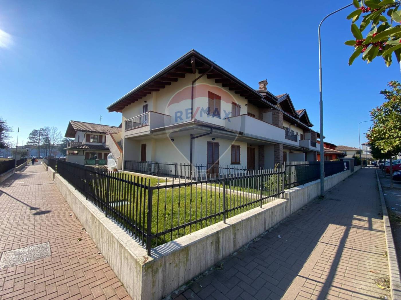 Trilocale via Roma 10, Presezzo